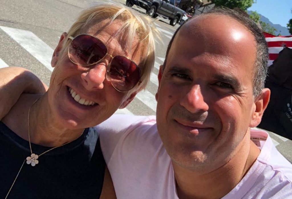 Who Is Bobbi Raffel? The Untold Truth Of Marcus Lemonis’ Wife