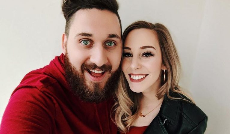 Inside MeganPlays's life, her husband, and her mental health issues ...