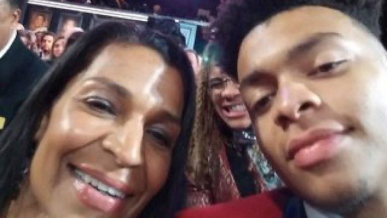 Everything we know about Justin Fields' parents - TheNetline