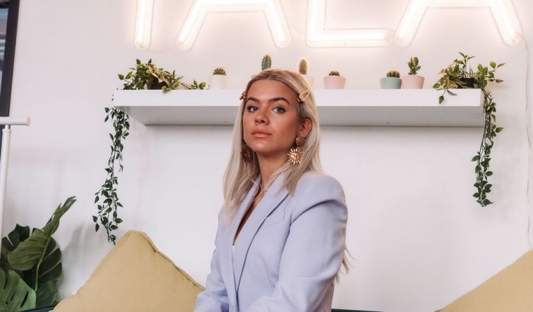 Inside Grace Beverley's life, her parents, her struggle against sexism ...