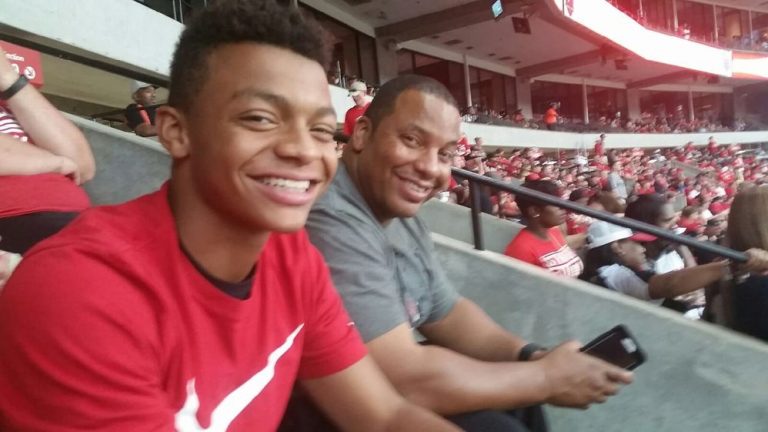 Everything we know about Justin Fields' parents - TheNetline