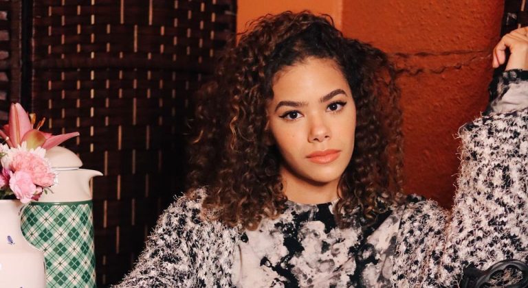 Is Finn Wolfhard dating Sadie Sink? The pair's love lives detailed ...