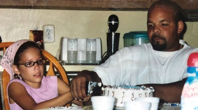 Everything we know about Halsey's parents - TheNetline