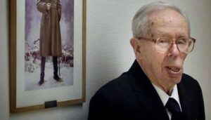 How did Simo Hayha die? The sniper was loved by his local community ...