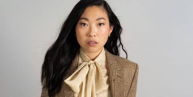 Is Awkwafina Married? Here's the Scoop on Her Love Life - TheNetline