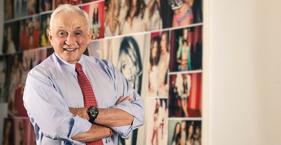 Is Les Wexner still alive? His retirement explored - TheNetline