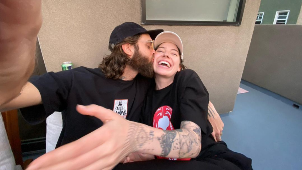 Is Bishop Briggs married? All about her husband Landon Jacobs - TheNetline